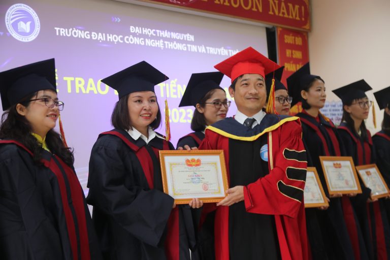 ICTU held a graduation ceremony and awards PhD and master’s degrees – ICTU
